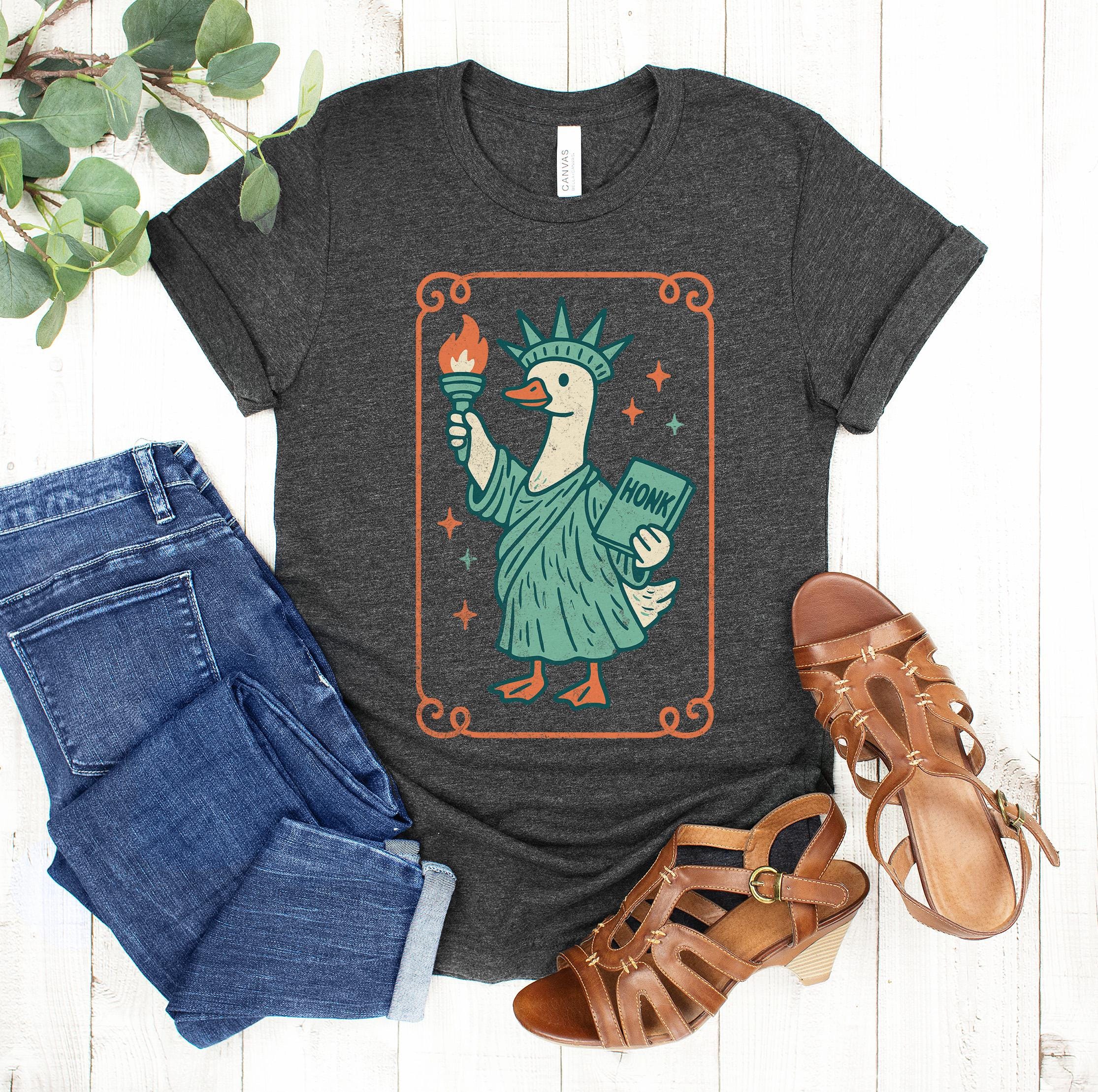 Liberty Goose SVG, Funny Patriotic PNG, 4th of July Goose Design, Honk ...