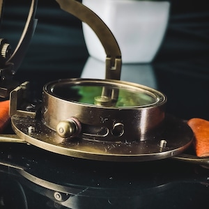 Handmade Nautical Wrist Compass Sundial Watch, Vintage-style Watch ...