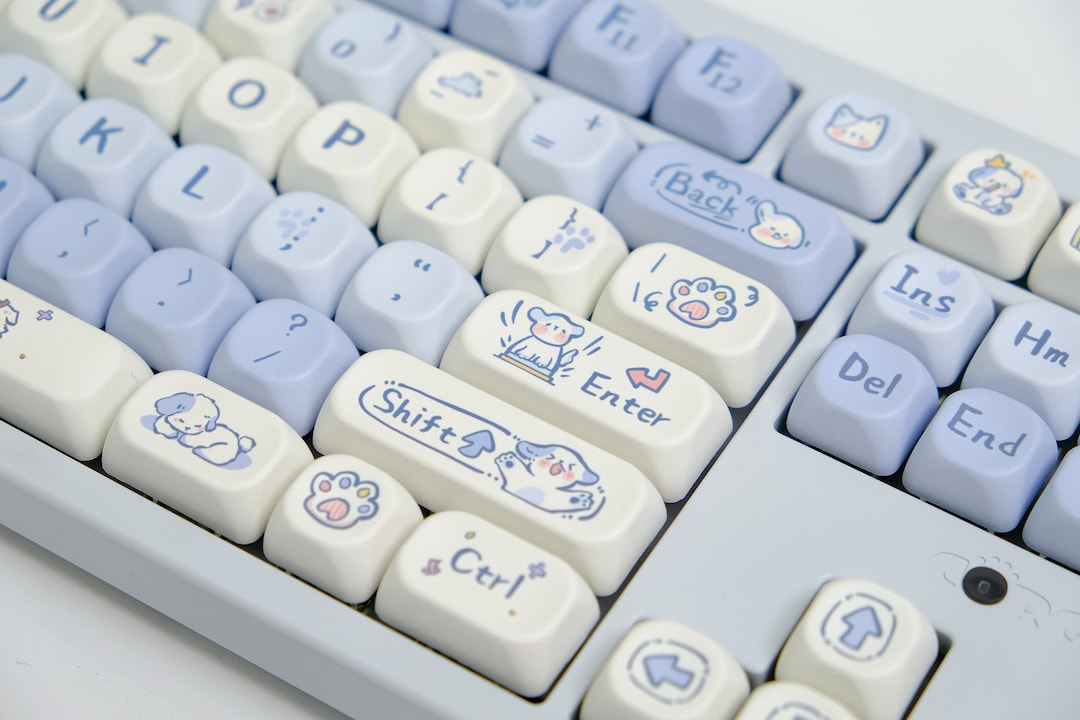 Kawaii Gaming Blue and White Puppy Themed Keycaps PBT 1308 Set QX3 ...