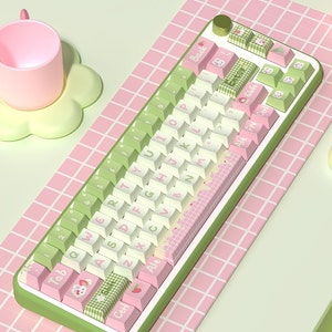 Kawaii Gaming Strawberry Milk Bunny Themed Keycaps PBT 158 Set MDA or ...