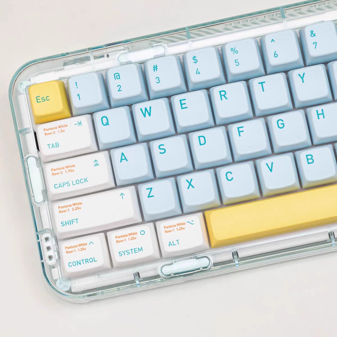 Kawaii Gaming Light Blue and Yellow Keycaps PBT 136 Set XDA Profile for ...