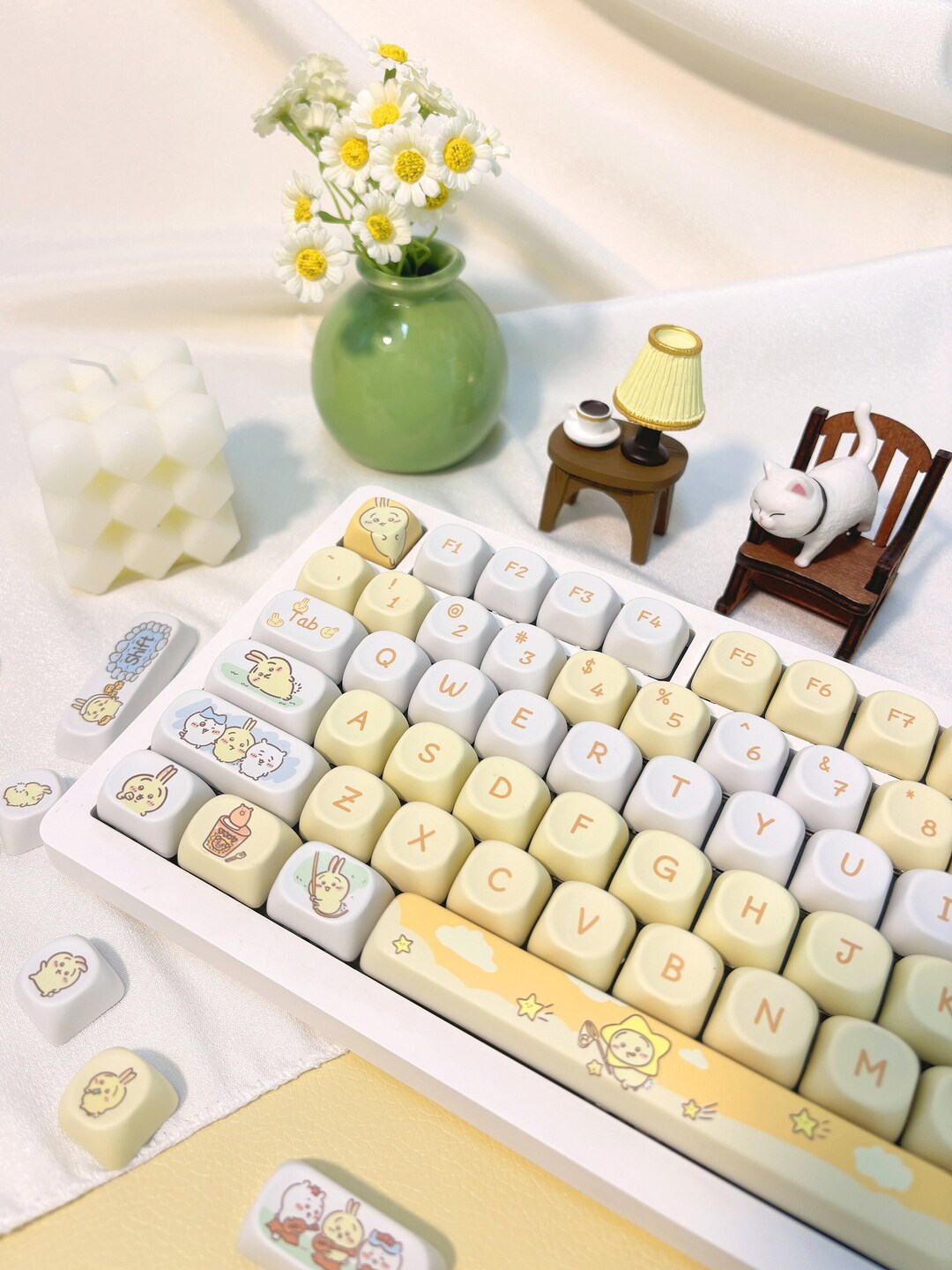 Kawaii Gaming Anime Chiikawa Usagi Inspired Keycaps PBT 132 Set MOA ...