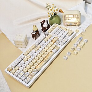 Kawaii Gaming Anime Chiikawa Usagi Inspired Keycaps PBT 132 Set MOA ...