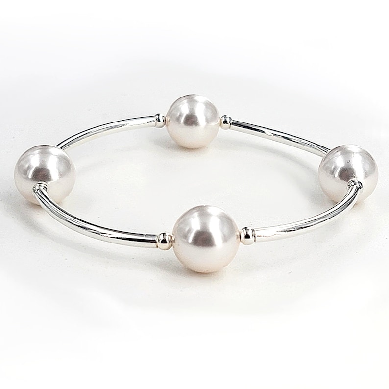 White Crystal Pearl Bracelet - Be Grateful - Etsy