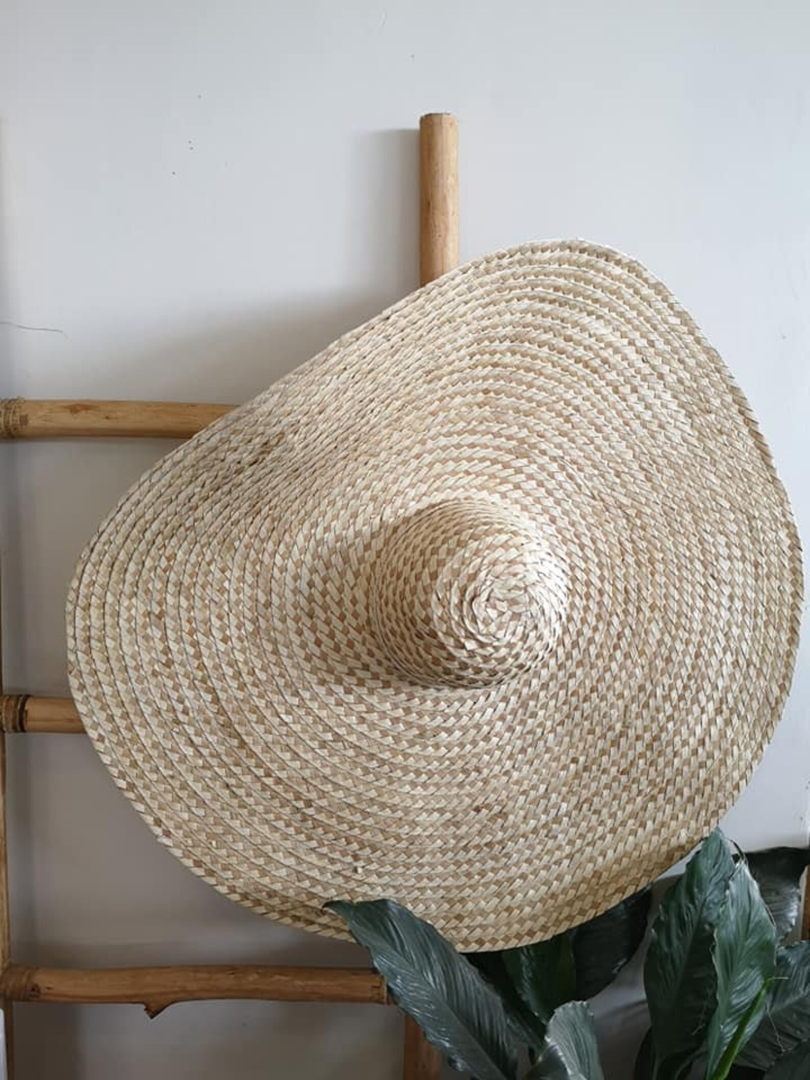 Giant Straw Sun Hat - 35" / 89 Cm Extra Wide Brim Beach Hat Hand Woven - Oversized Straw Hat ...