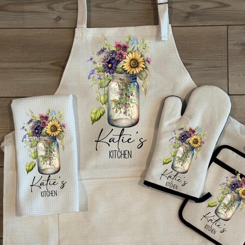 Personalized Apron Holder - Etsy