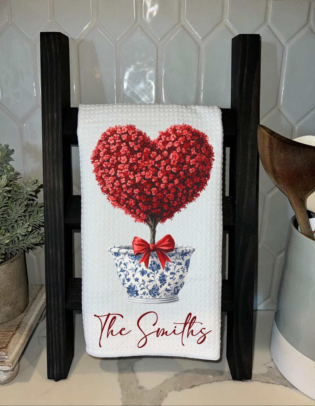 Towel Ladder and Two Chinoiserie Heart Topiary Dish Tea Hand Kitchen ...