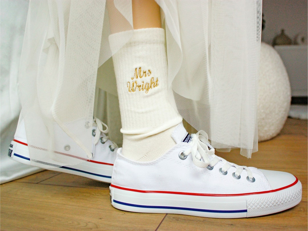 High Quality Bride Socks Custom Emboridered Bridesmaid Socks Bride to ...