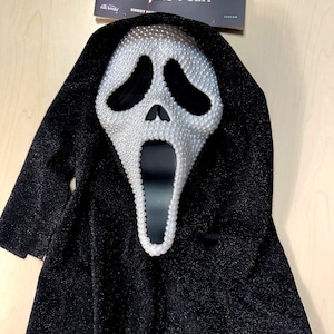 Ghostface Scream Pearl Bling Crystal Mask Halloween Horror Fancy Dress ...