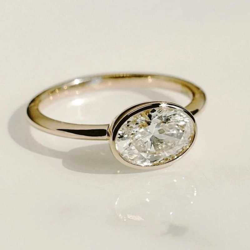 Horizontal Oval Engagement Ring - Etsy