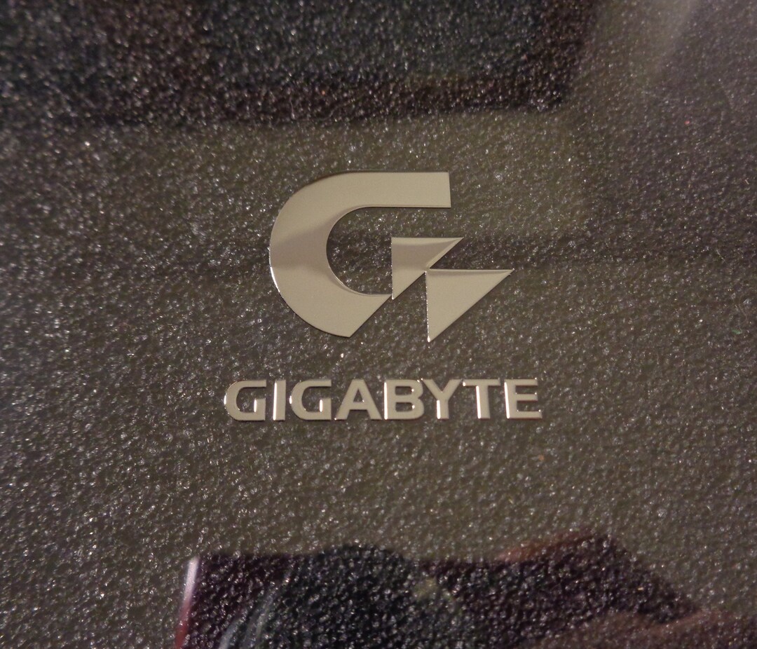 Gigabyte Gaming Label / Aufkleber / Sticker / Logo 30 X 29mm 462d - Etsy