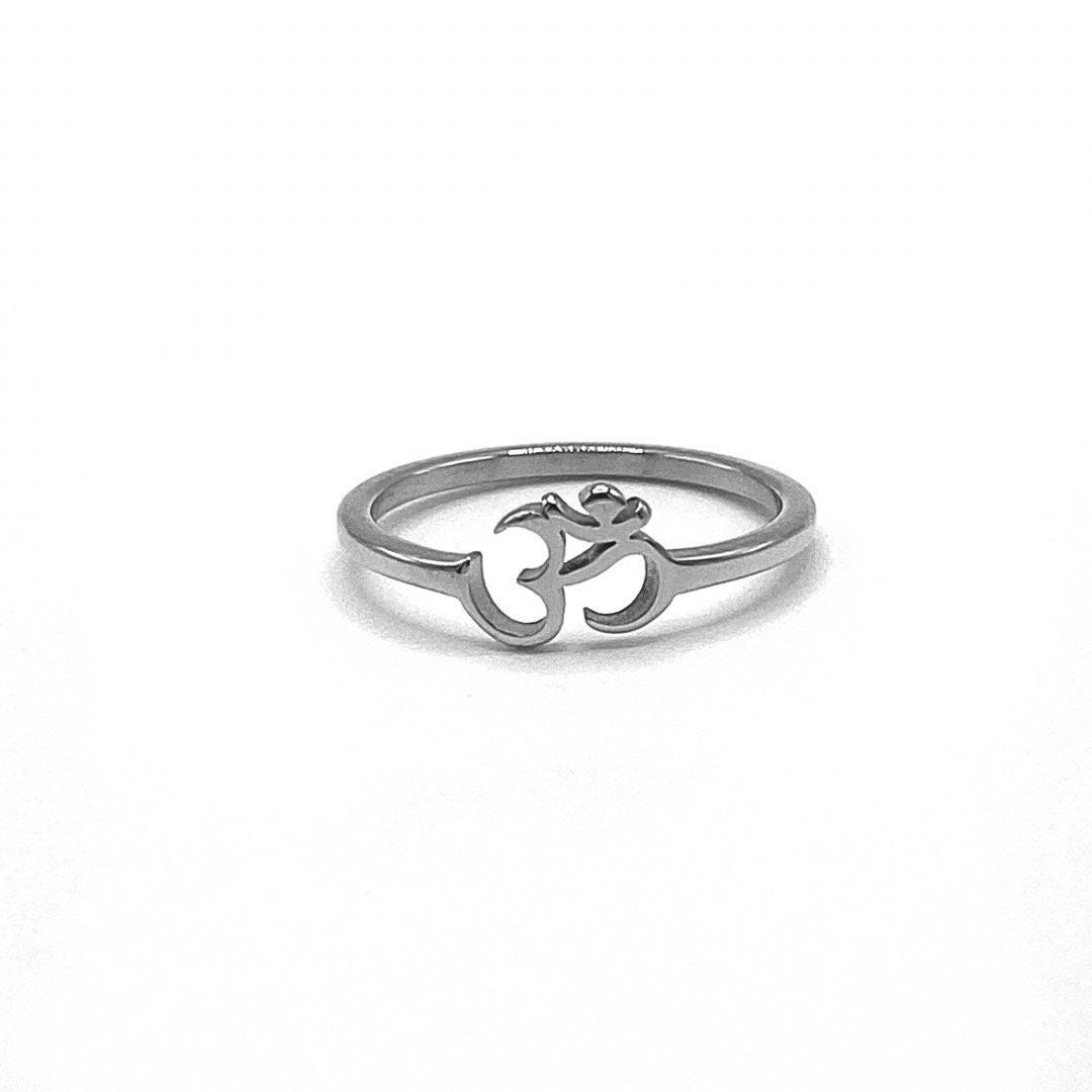 Aum (om) 18k Silver Dainty Ring - Etsy