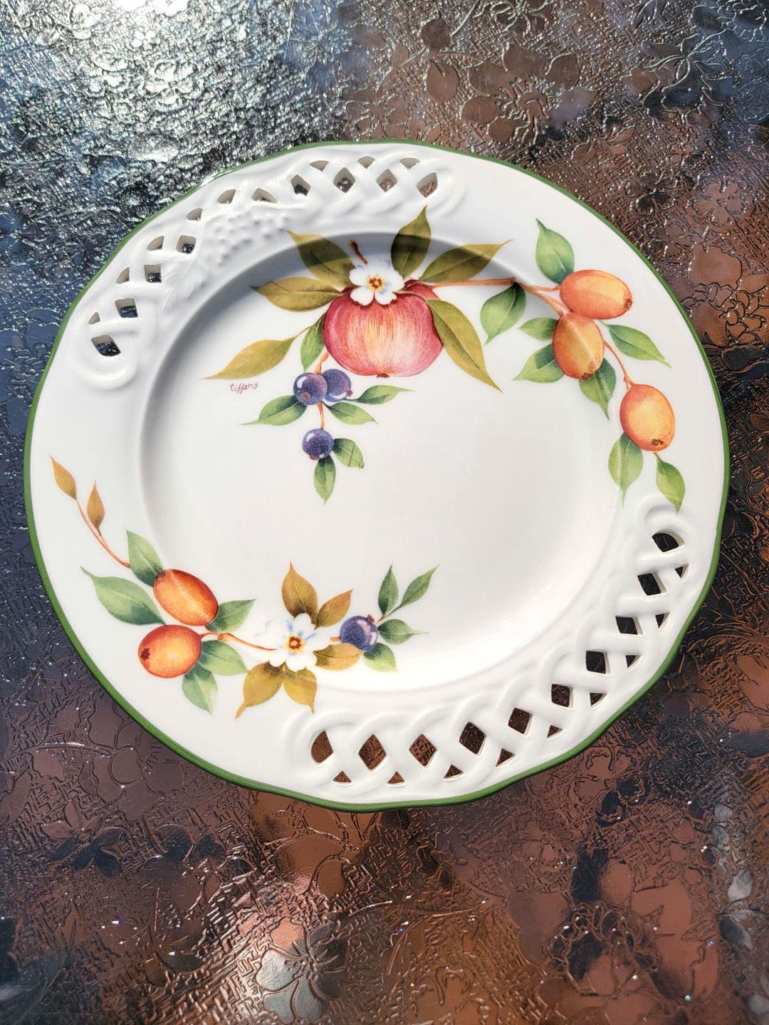 Brunelli "tiffany" Salad Plates – Italian Pierced Lattice, Fruit Motif ...