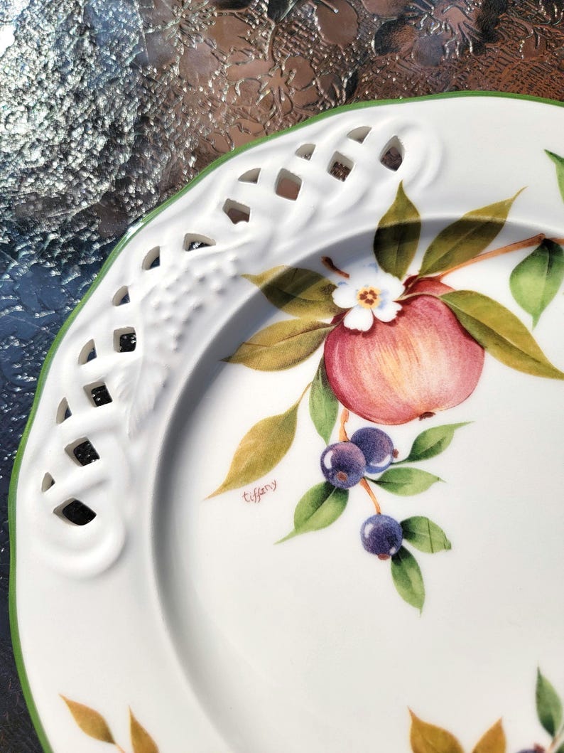 Brunelli "tiffany" Salad Plates – Italian Pierced Lattice, Fruit Motif ...