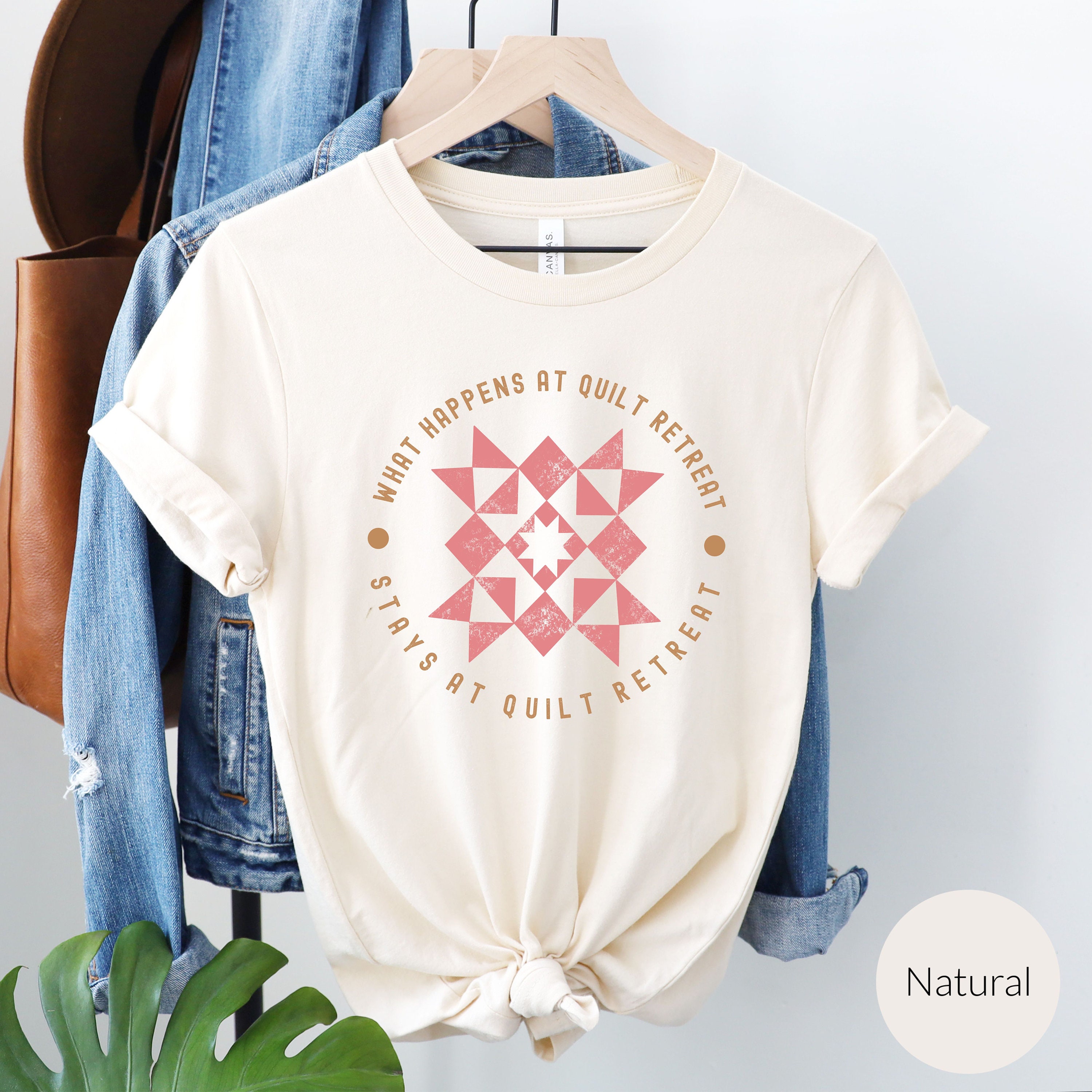 Quilt Retreat T-shirt for Women, What Happens at Quilt Retreat Stays at ...