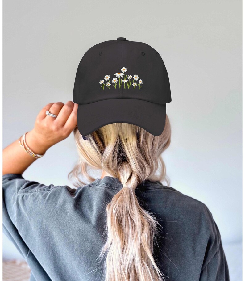 Custom Embroidered Hat Daisy Flower Hat Embroidery Floral Baseball Hat ...