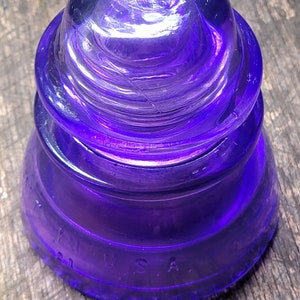 Glass Insulator Vintage Hemingray 42 Violet Purple Colorized Glass ...