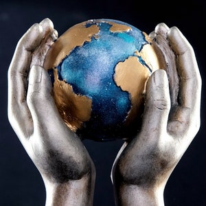 Decorative Hands Holding the Earth Globe Statue, Vintage Style World ...