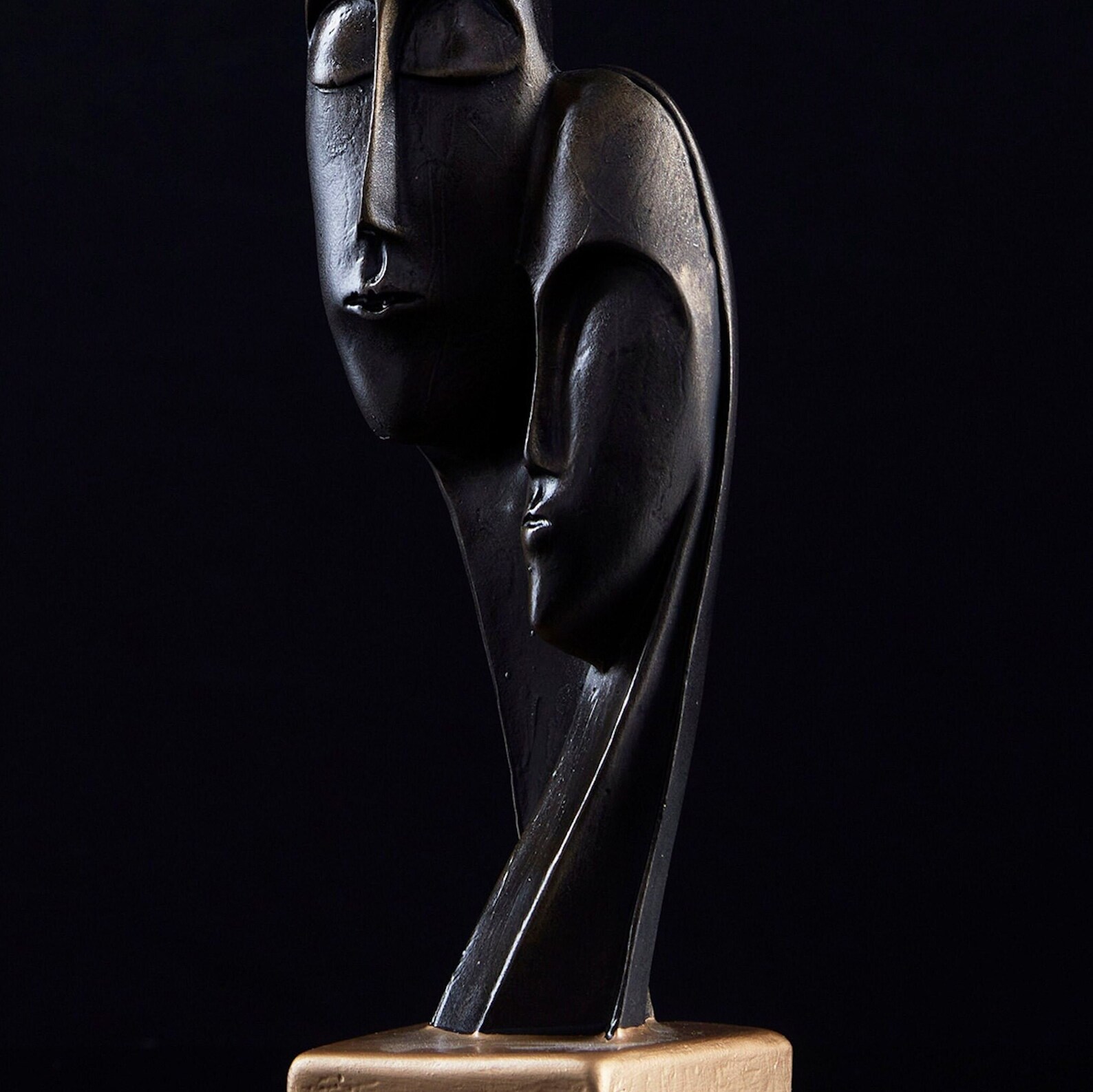 Decorative Cycladic Devotion Figurine, Valentine's Day Home Decor ...