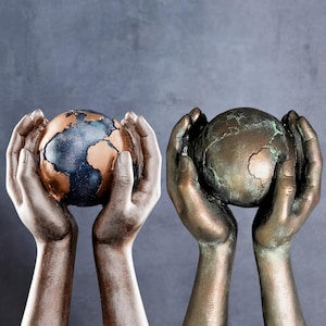 Decorative Hands Holding the Earth Globe Statue, Vintage Style World ...