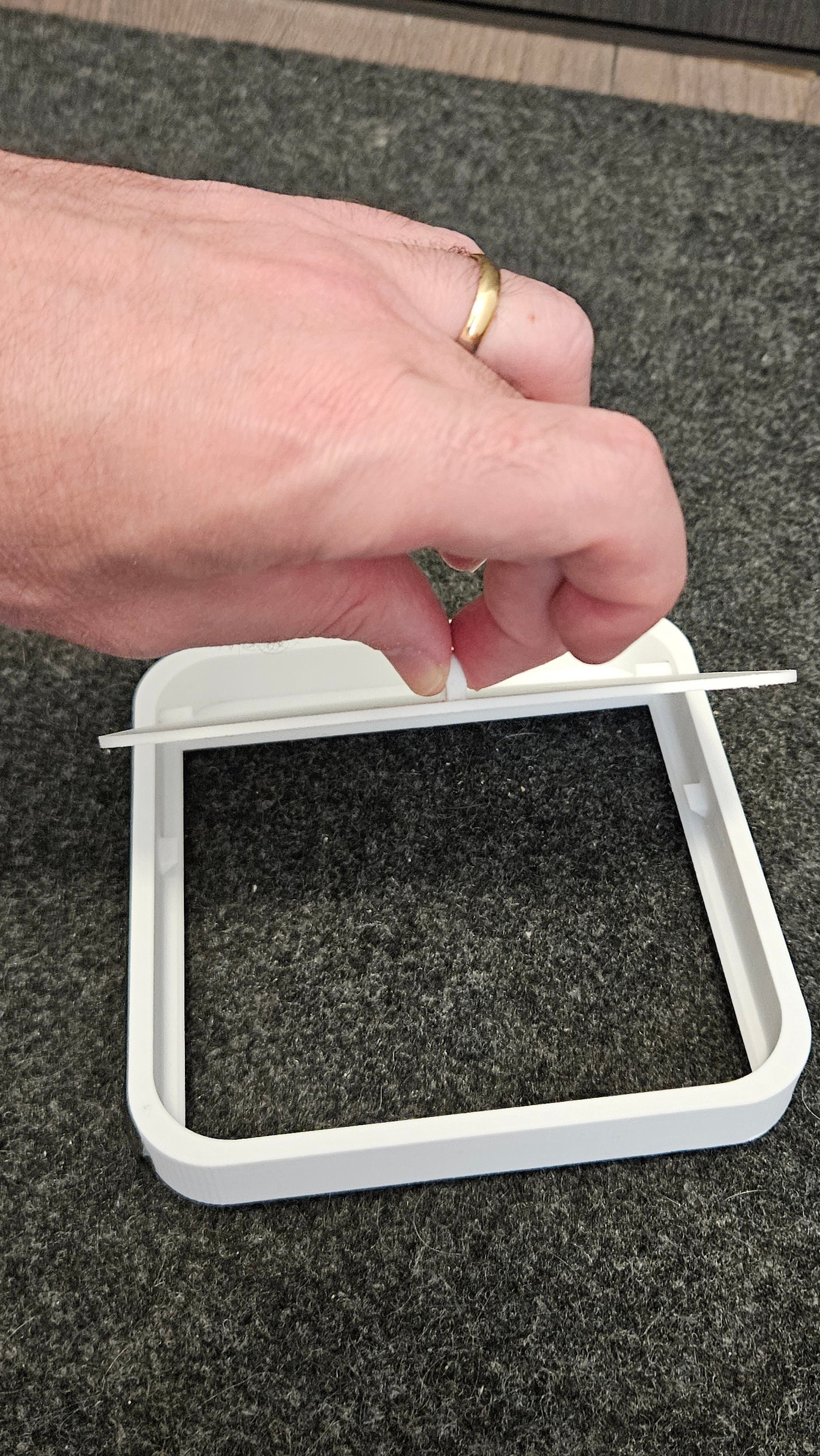 LR4 (US - Free Ship.) - Waste Hole Hatch for Litter Robot 4 - Minimize ...