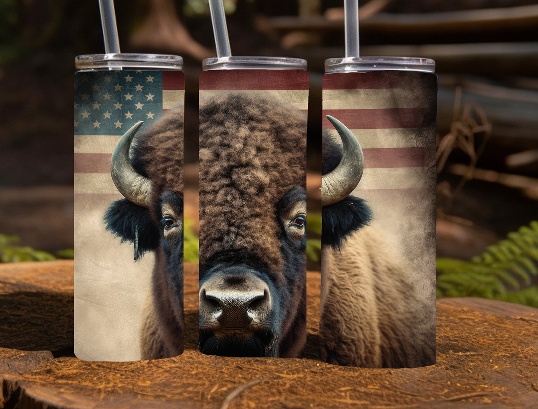 Buffalo / Bison in Front of American Flag, Grunge, 20 Oz Skinny ...