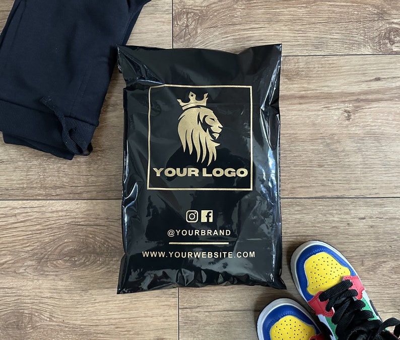 Custom Black Poly Mailer Custom Shipping Bags Polymailer Design Custom ...