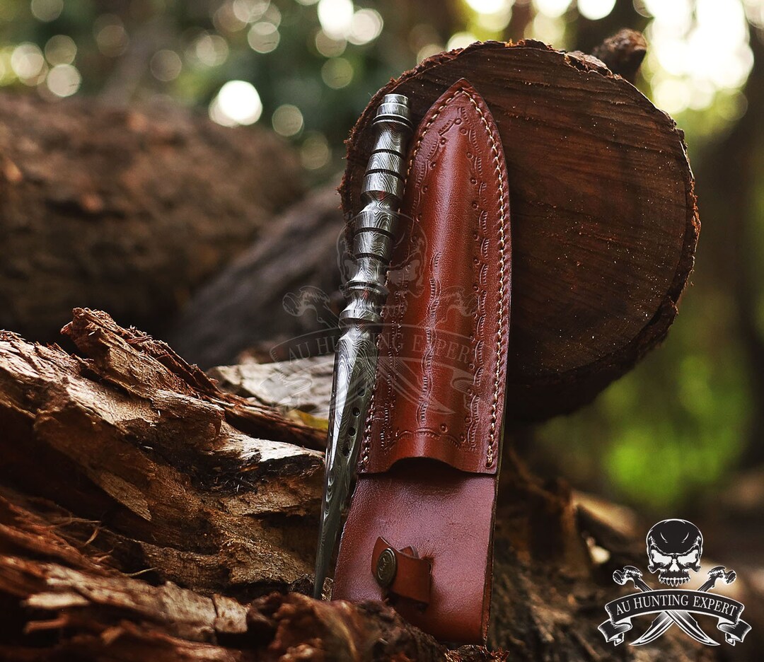 Handmade Damascus Steel Tri Edge Dagger Fixed Blade Spiral Dagger With ...