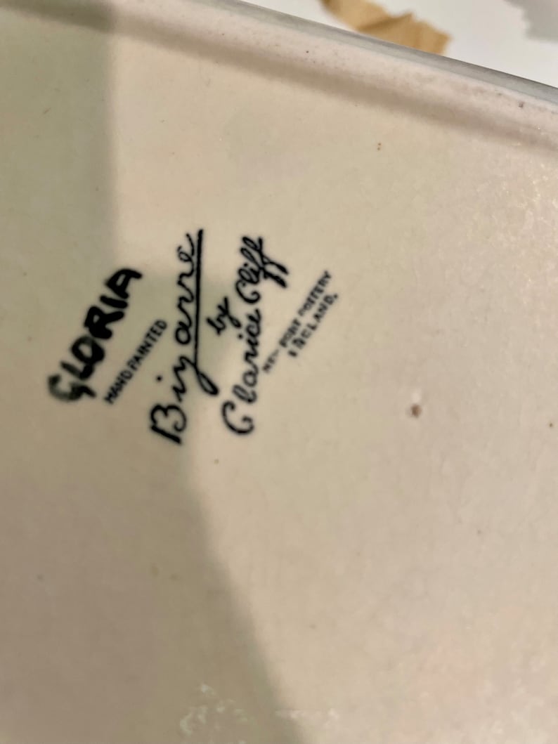 Bizarre by Clarice Cliff Biscuit Barrel in Gloria Pattern Newport ...