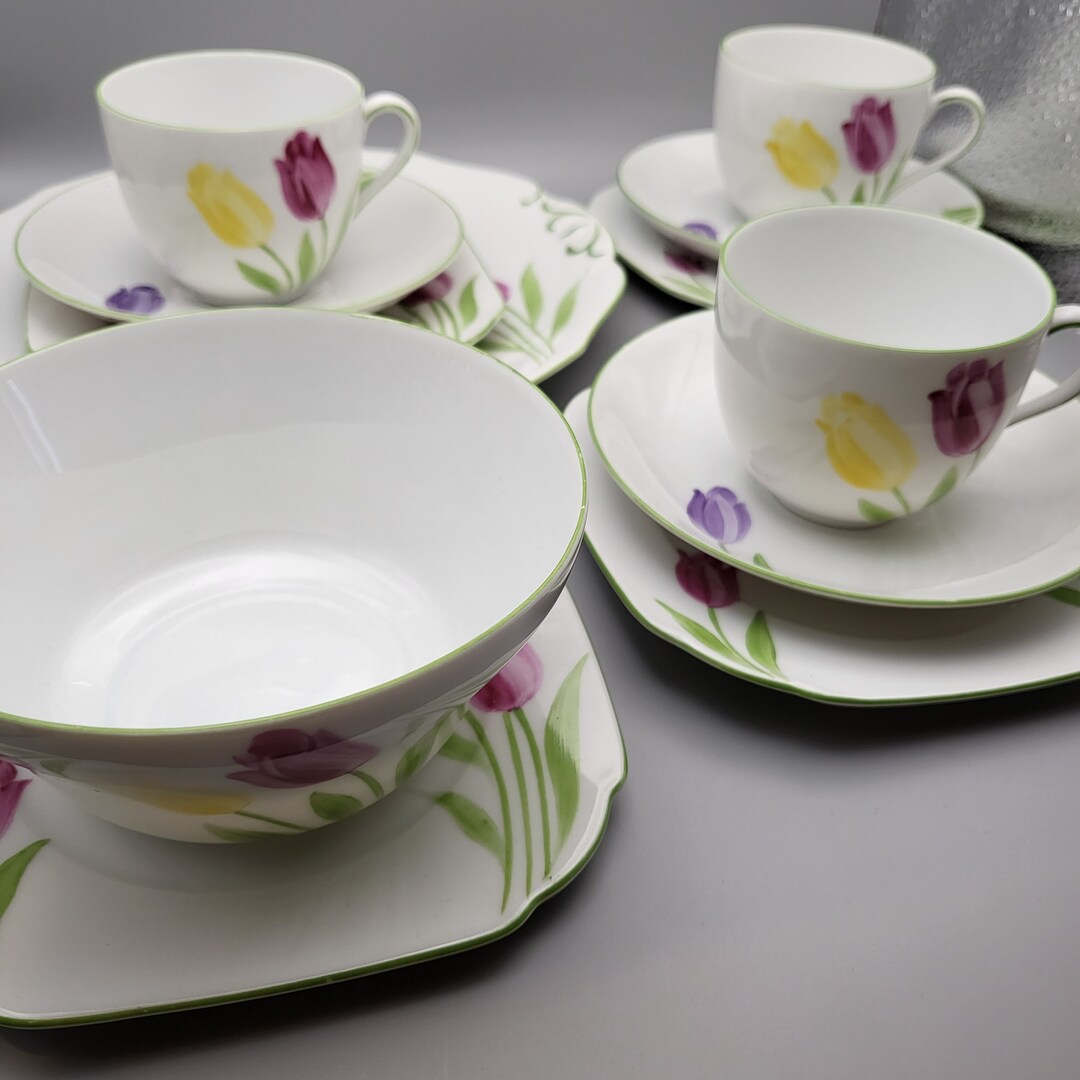 Victoria Czechoslovakia Bone China Tea Cups/saucers/side Plates and ...