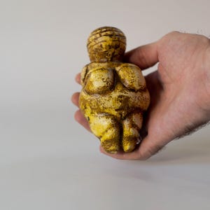 Paleolithic Venus of Willendorf, Ivf Gift, Fertility Goddess, Primitive ...