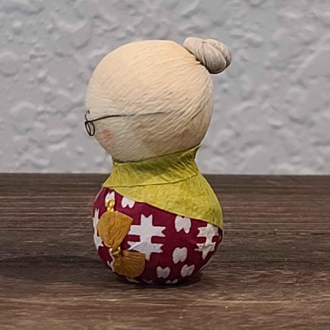 Mini Okiagari Koboshi Obaasan Grandma Doll in Kimono 1.75" - Etsy
