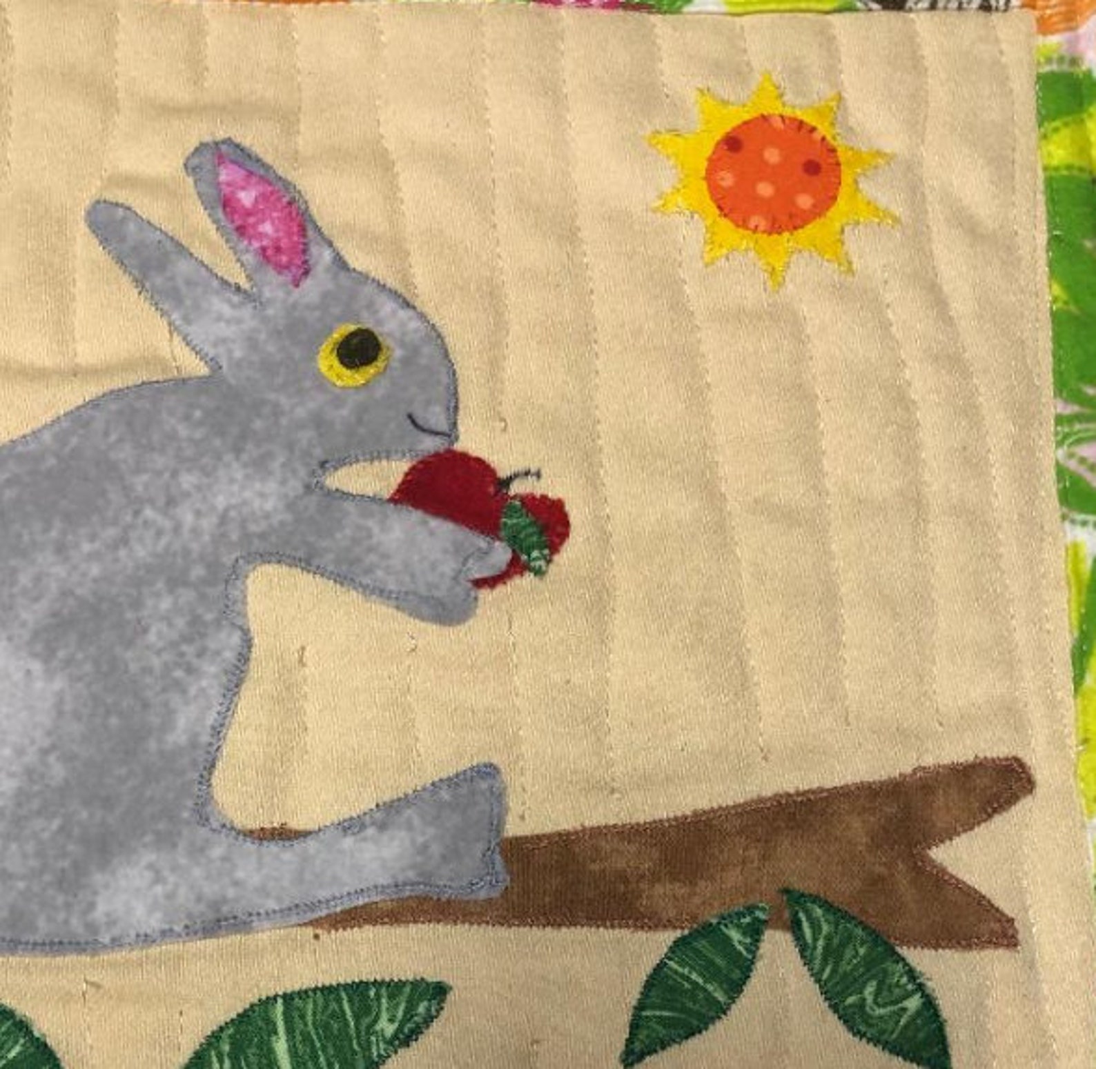 SQUIRREL Quilt MINI Quilt Squirrel Eating Apple Fall Mugrug Autumn ...
