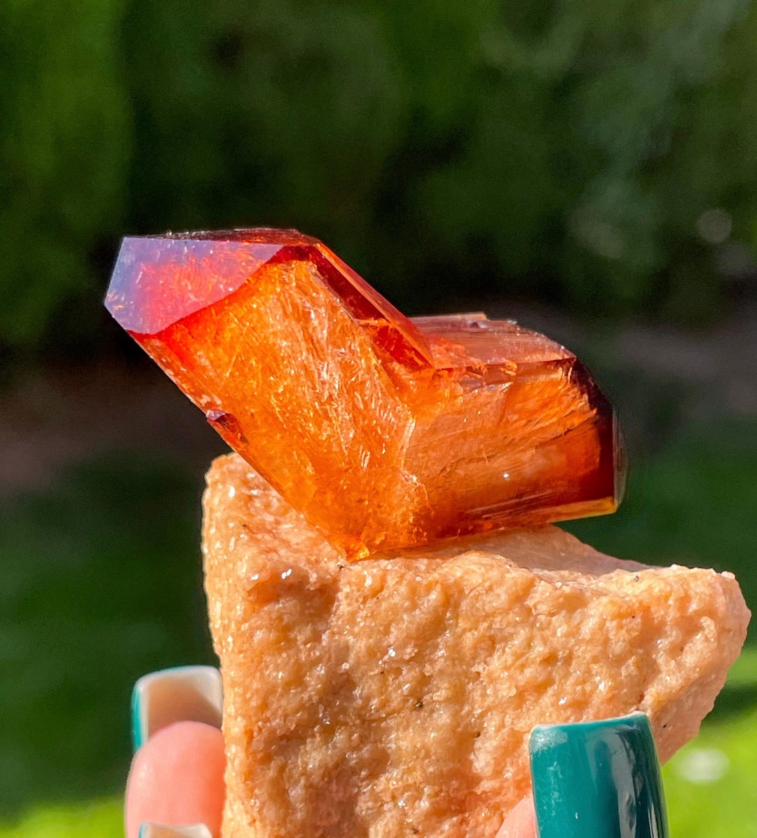 138g Unusual Japan Law Twin SPESSARTINE ARCANITE Crystal on Matrix ...