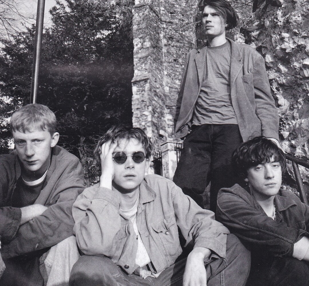 Original Vintage Mini Poster / Magazine Clipping Blur early Photo Shoot ...