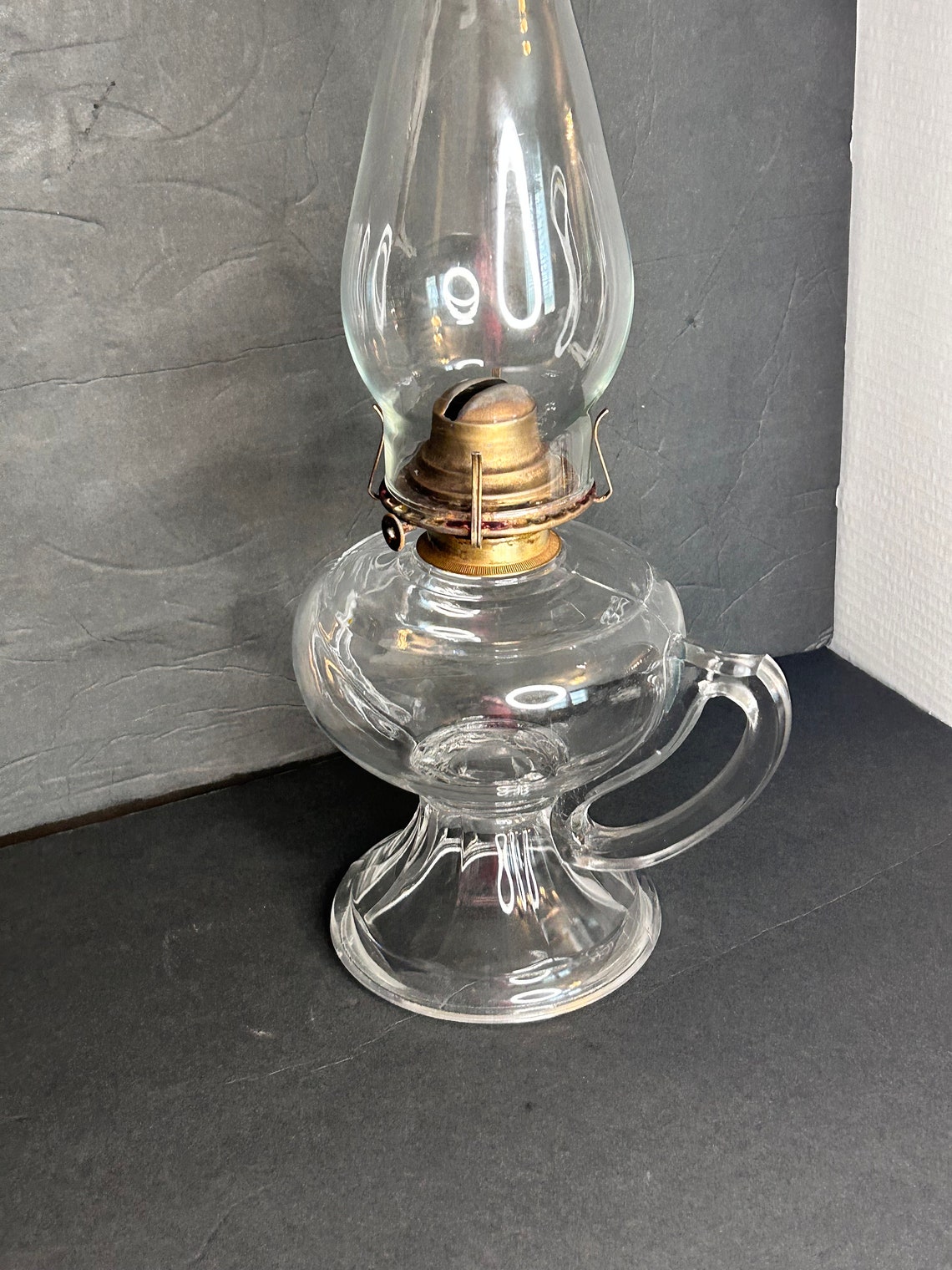 Vintage Large Clear Thick Glass Kerosene Oil Lamp 16 Tall With Chimney ...