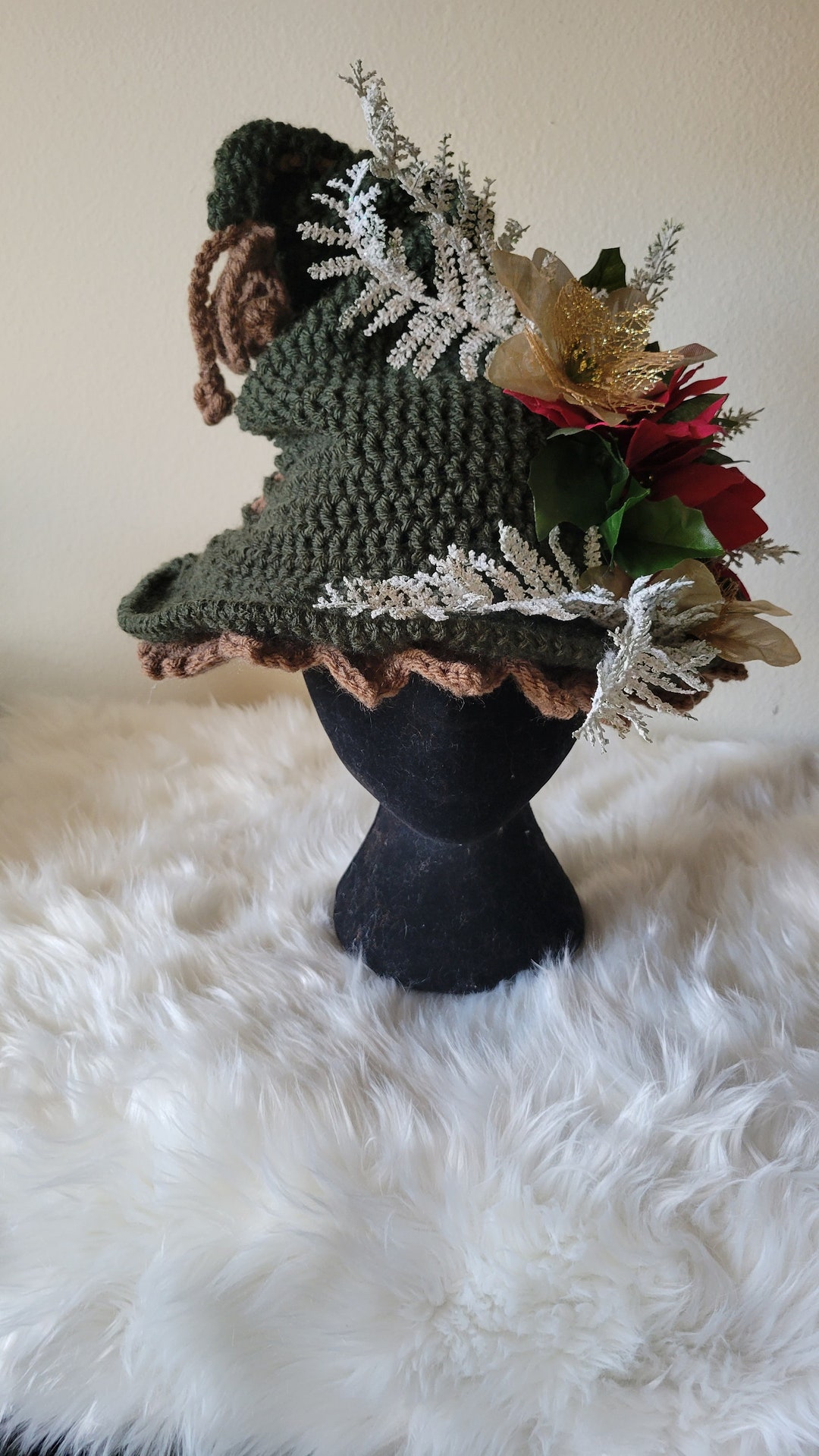 Cottage Core Style Hat, With a Christmas Twist - Etsy