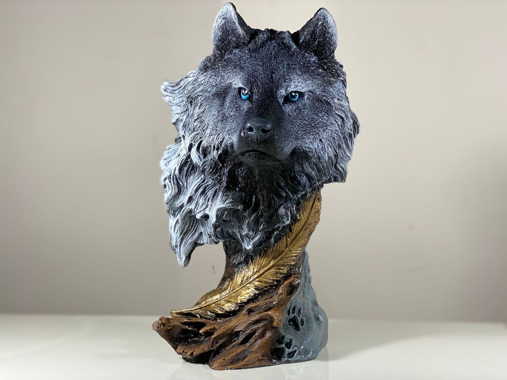 Wolf Statue, Wolf Statue, Wolf Bust Sculpture, Handmade Wolf Statue ...