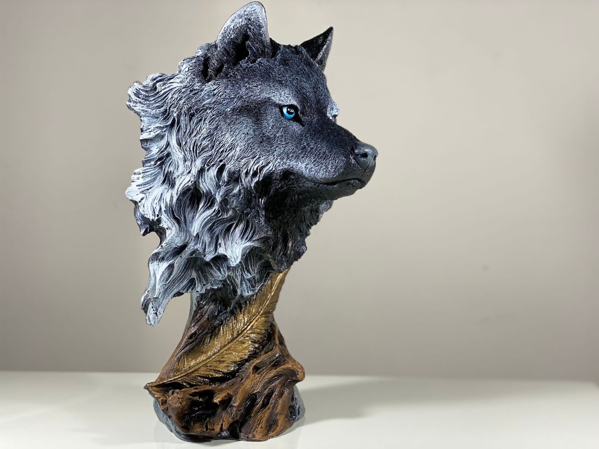 Wolf Statue, Wolf Statue, Wolf Bust Sculpture, Handmade Wolf Statue ...