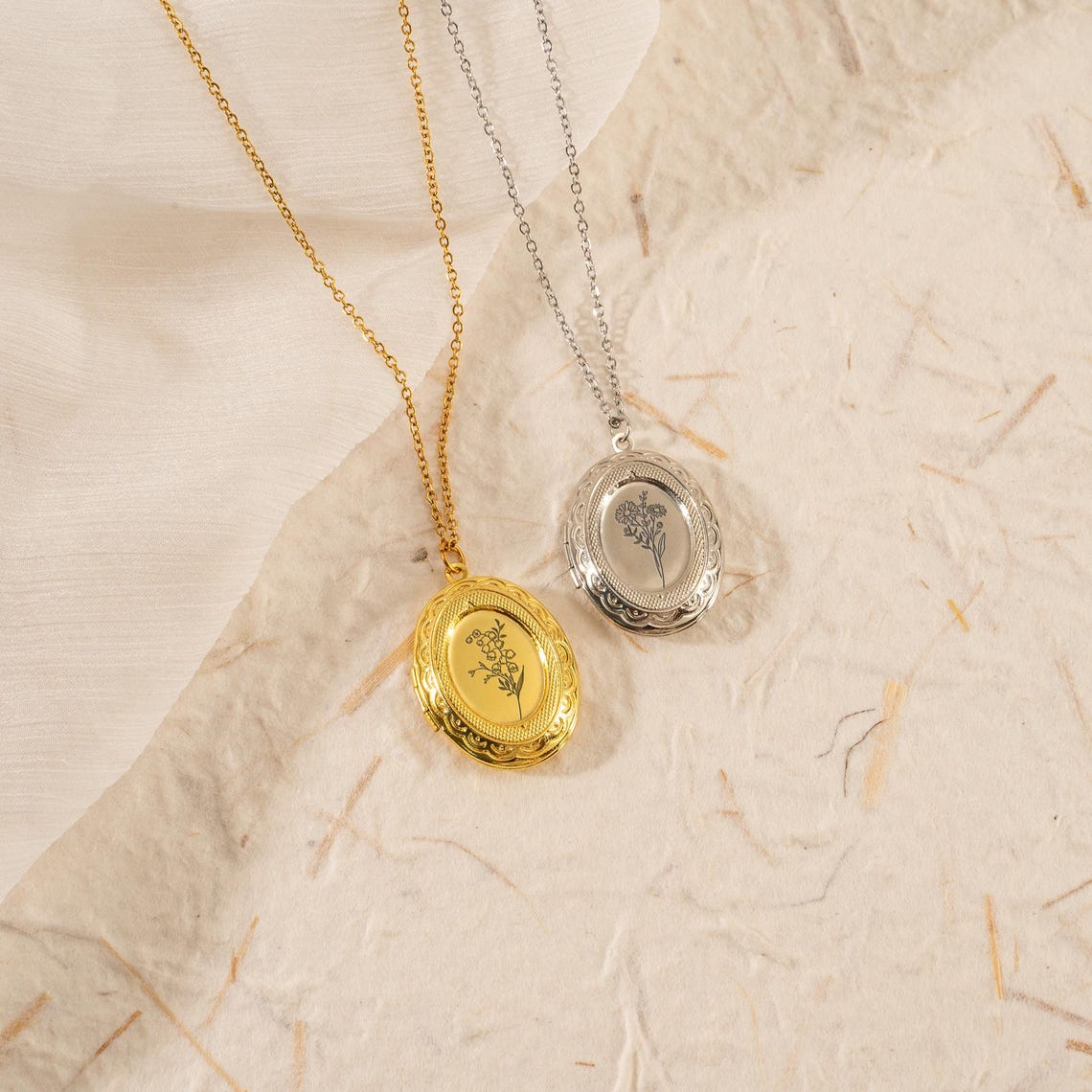 Custom Photo Locket Necklace,engraved Birth Flower Locket,oval Folding ...