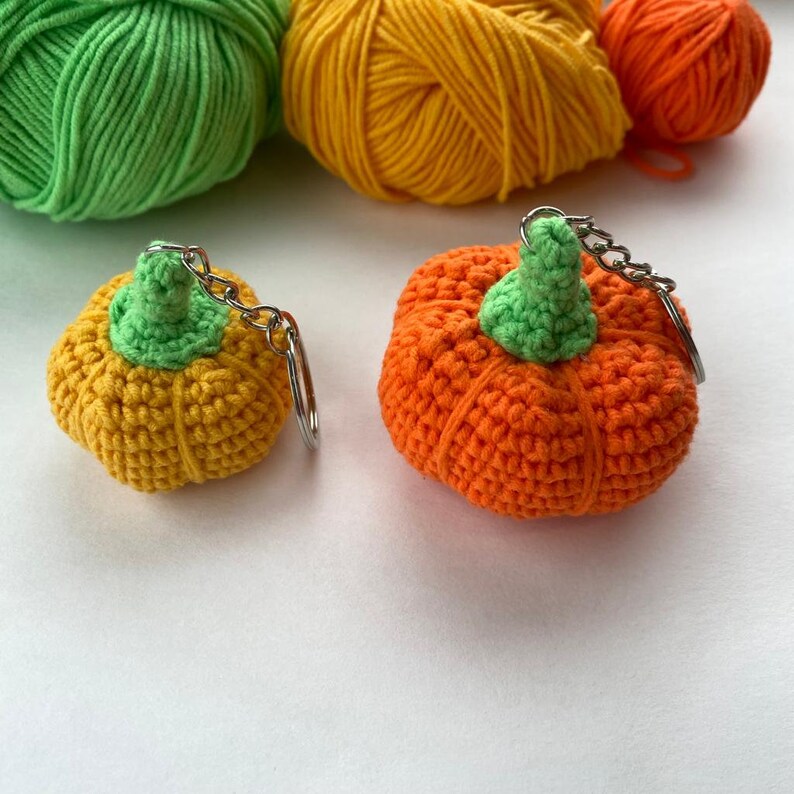 Pumpkin Crochet Pattern, Amigurumi Fall Decor, Halloween Keychain ...