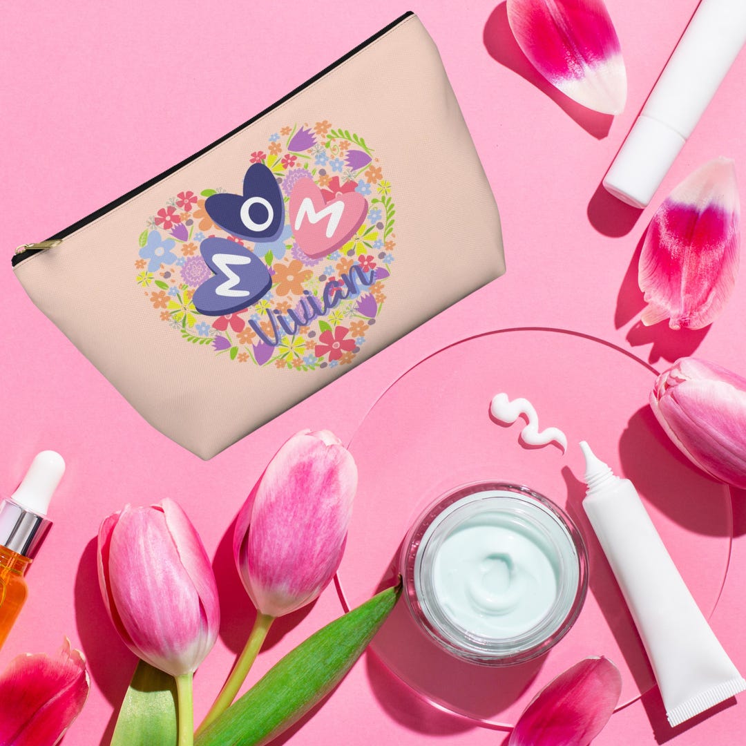Floral Heart Mom Accessory Pouch, Mom Makeup Bag, Custom Pouch Gift ...