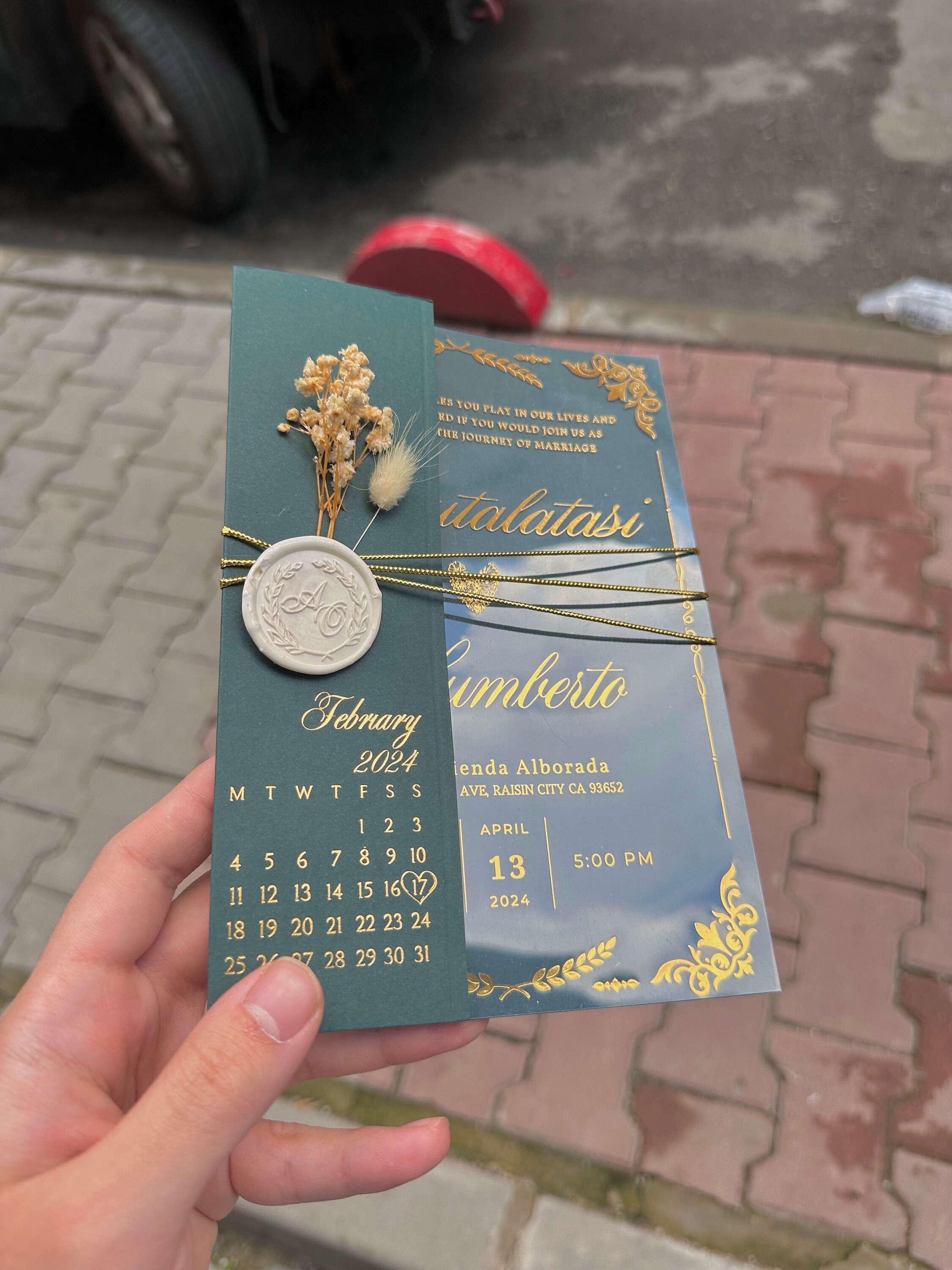 Green Acrylic Wedding Invitation Luxurious Quinceanera Invitation ...