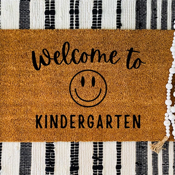 Smiley Face Rug for Classroom - Etsy