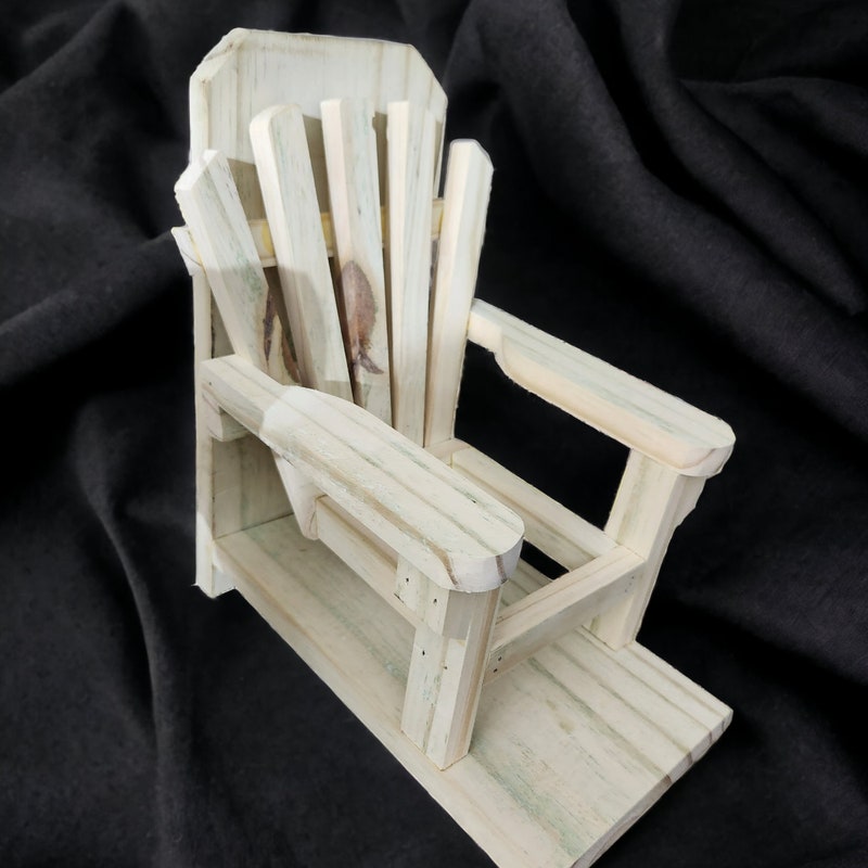 Squirrel Bench - Etsy