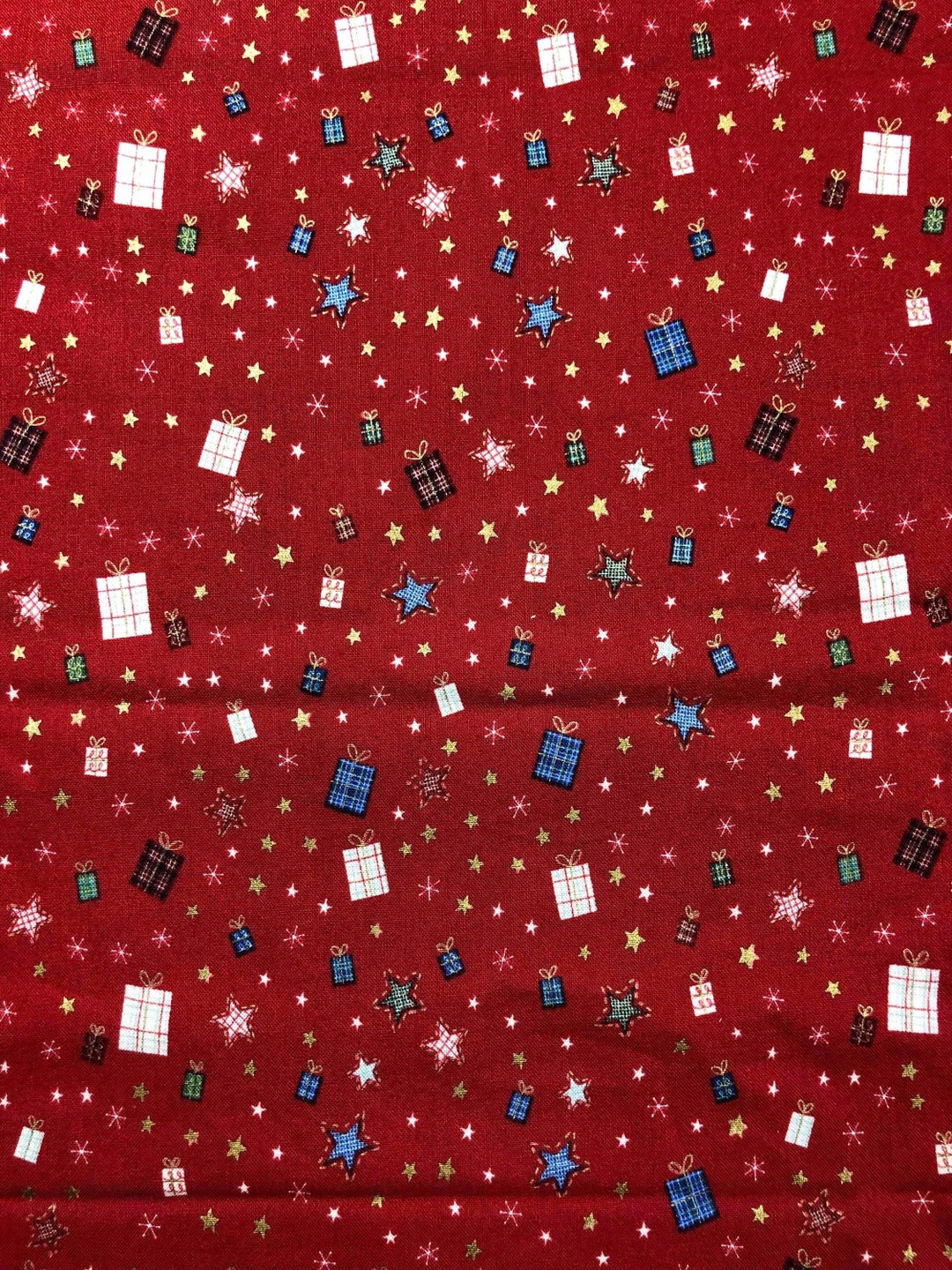 Red Christmas Fabric, Christmas Gifts, Christmas Pals, Holiday Fabric ...