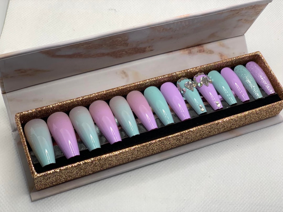 Mermaid Baddie - Etsy
