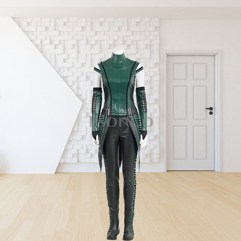 Screaming Mantis Cosplay