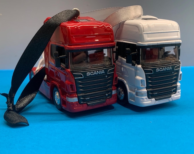 Welly Diecast 16 Scania R730 V8 Semi Trailer Truck Christmas Tree ...