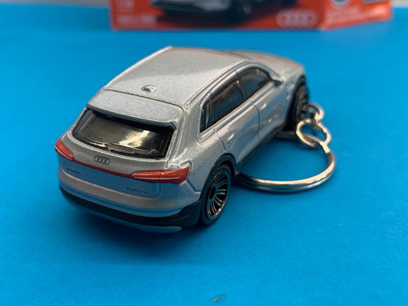 Matchbox 21 Audi E-tron Q3 Q4 Q5 Q7 Keychain - Etsy